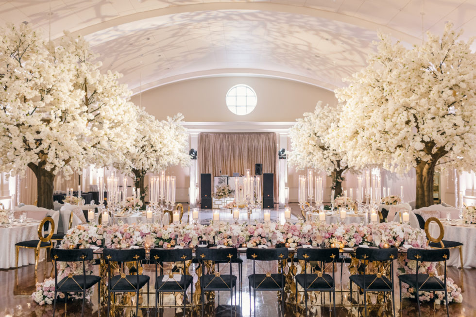DRAMATIC DESIGNER RECEPTION | A 3D WEDDING DESIGN - Concept Wedding Designs